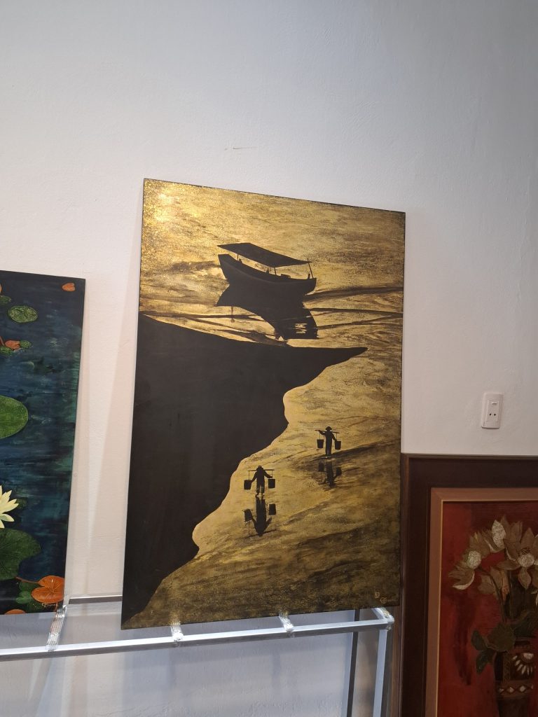 Hoàng Hôn Trên Sóng - Tranh Sơn Mài